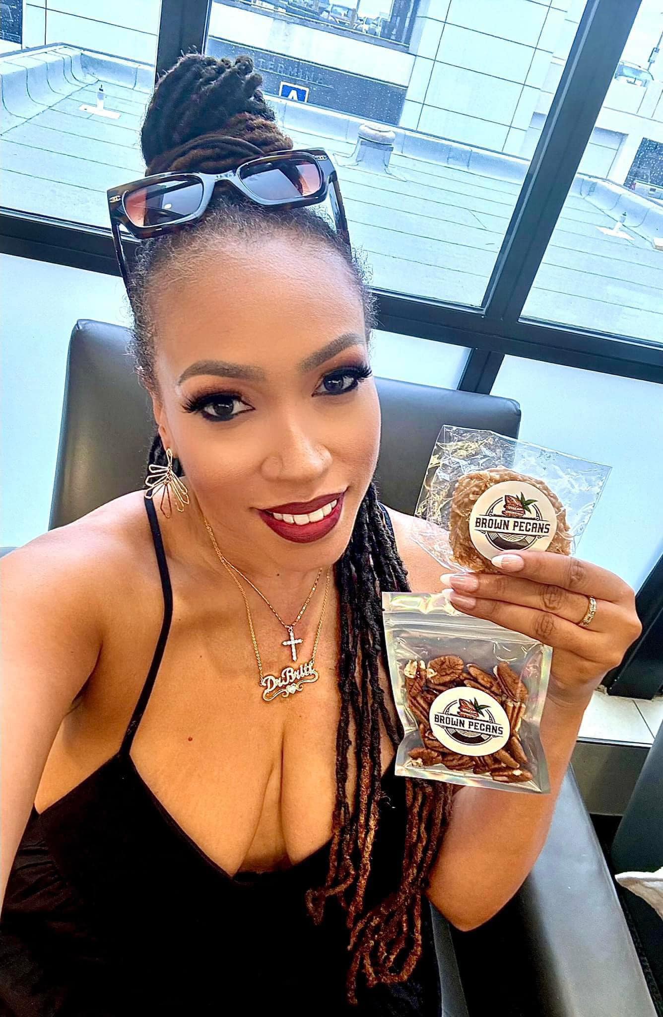 Mini Pecan Pralines | Brown Pralines and Sweets